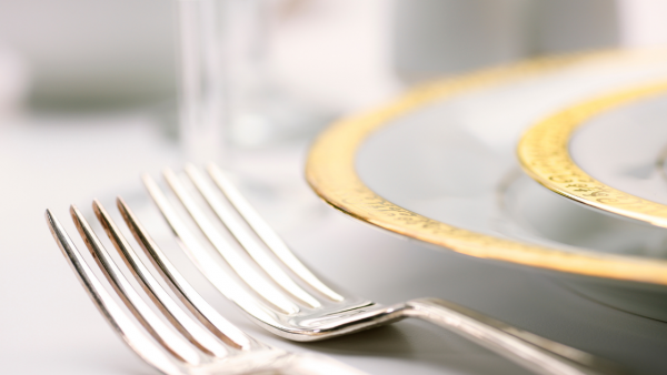 Table Service: Styles, Placements and Functions | Polo & Tweed