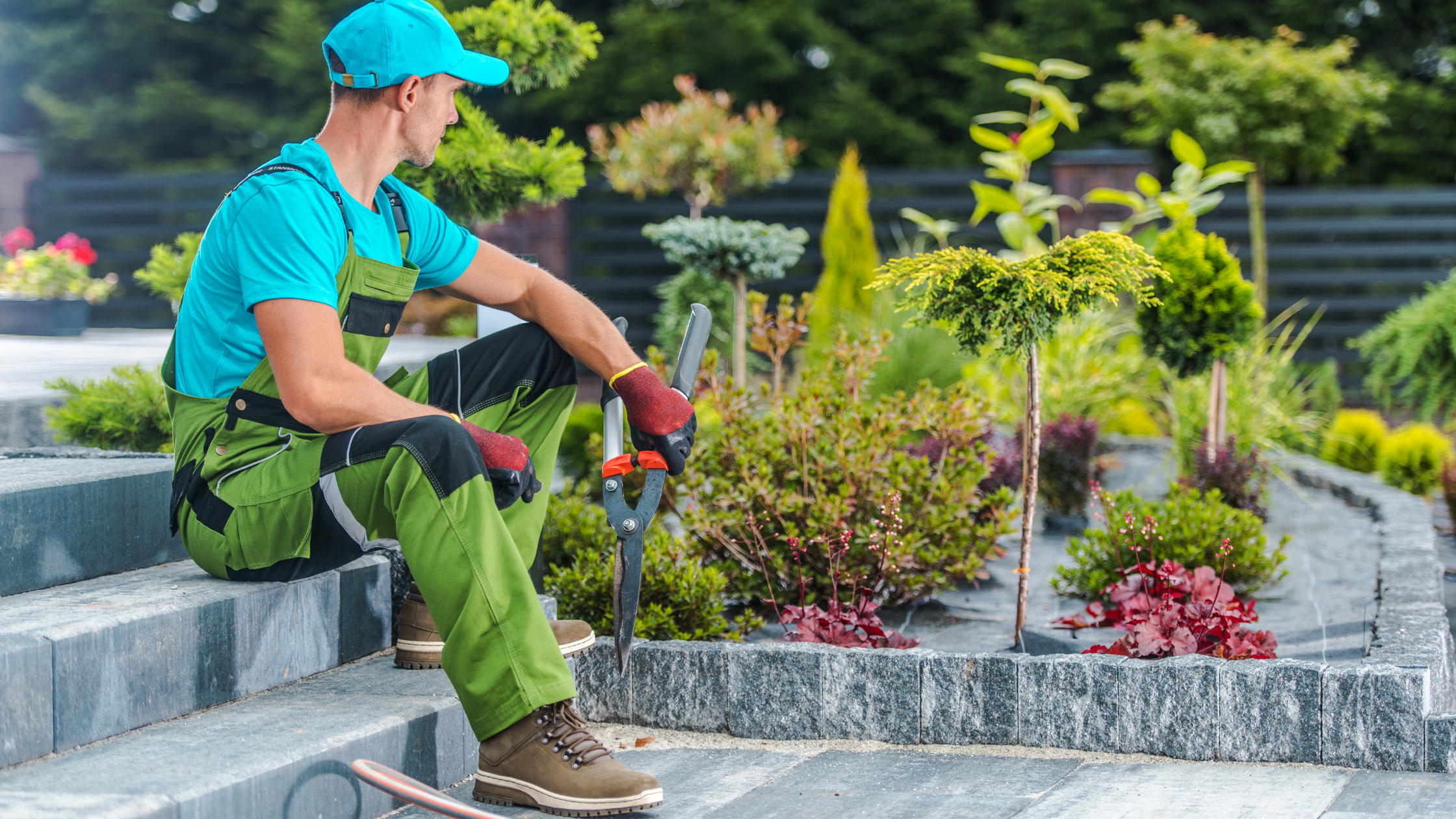 How To Select The Best Private Household Gardener | Polo & Tweed